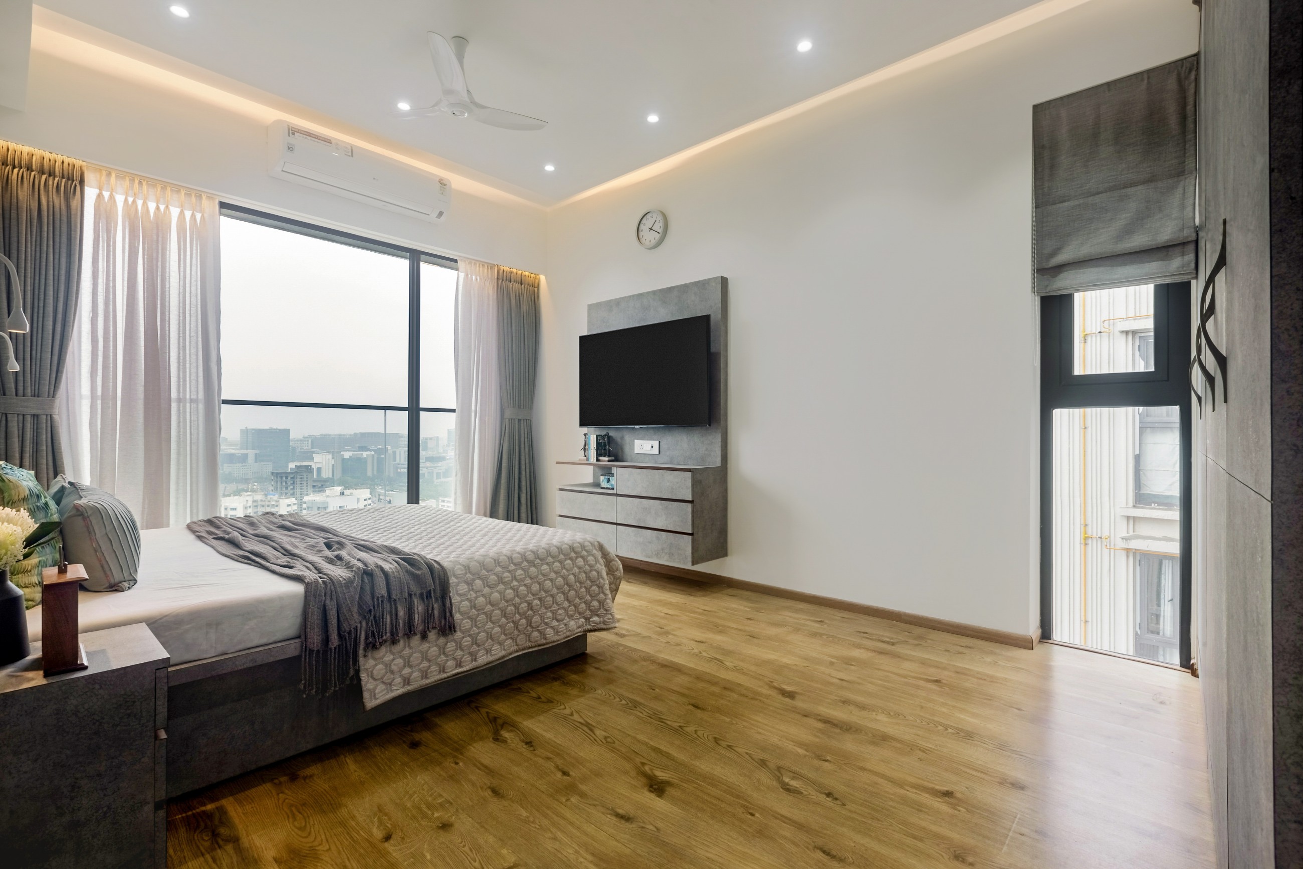 Plain False Ceiling With Two Side Cove Lights | Livspace