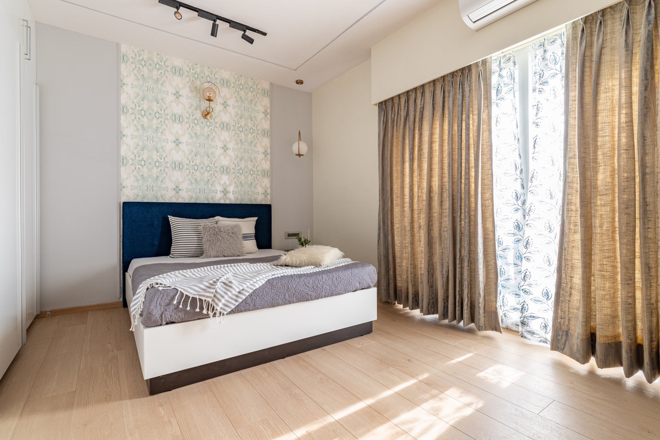 Spacious Peripheral False Ceiling For Bedroom | Livspace