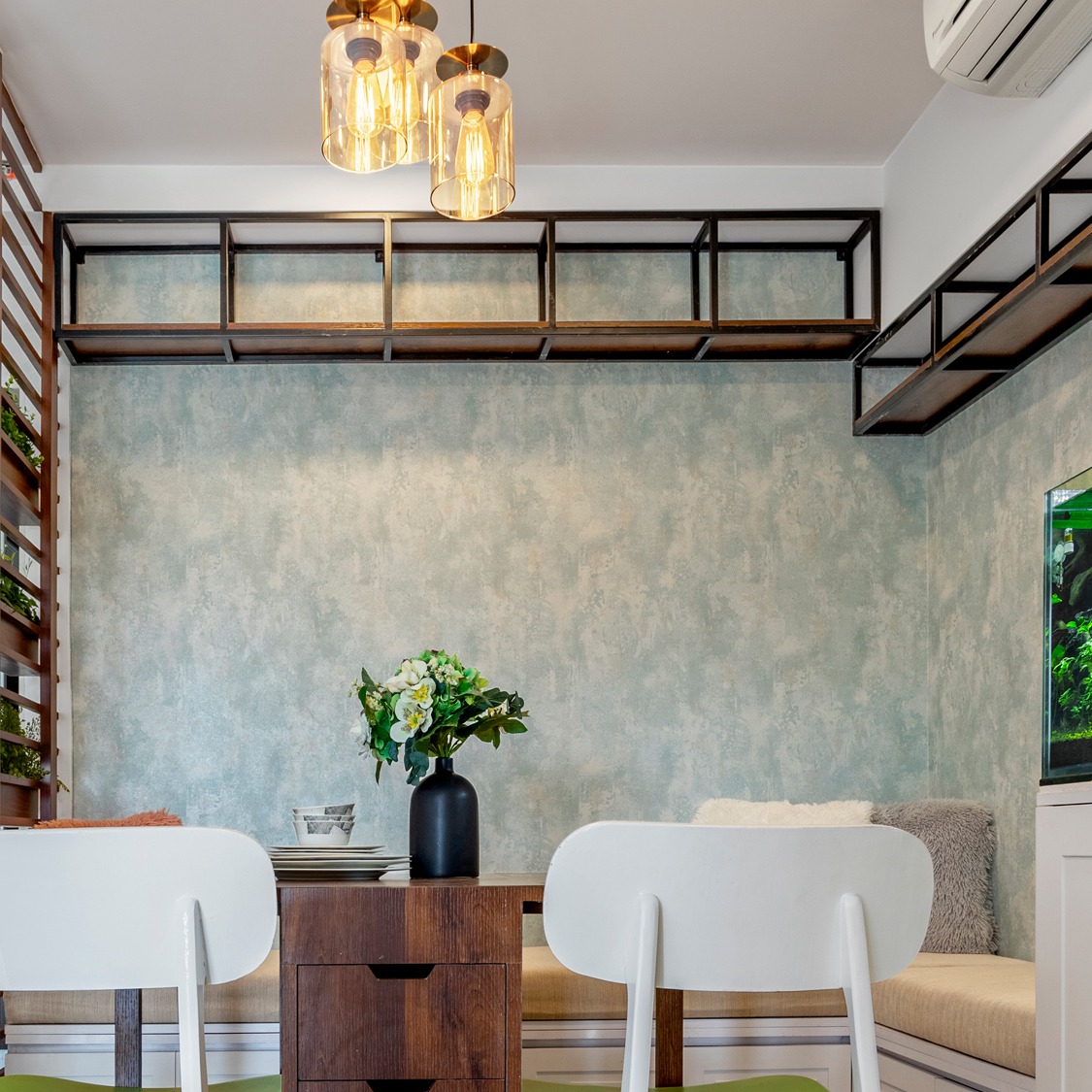 Light-Coloured Wallpaper Design For Compact Spaces | Livspace