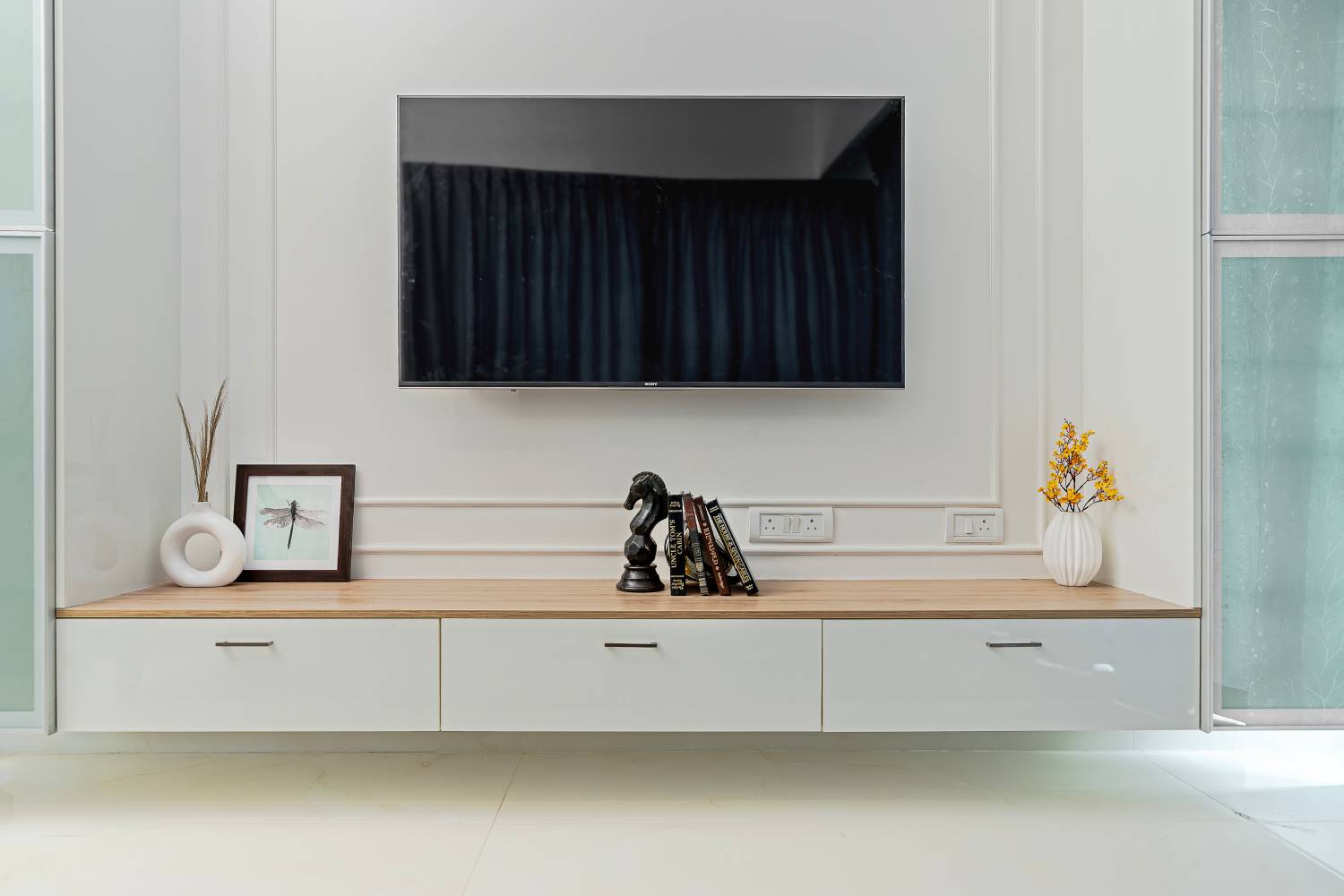 Scandinavian TV Unit Design with Drawers, Shelves and Cable Management ...