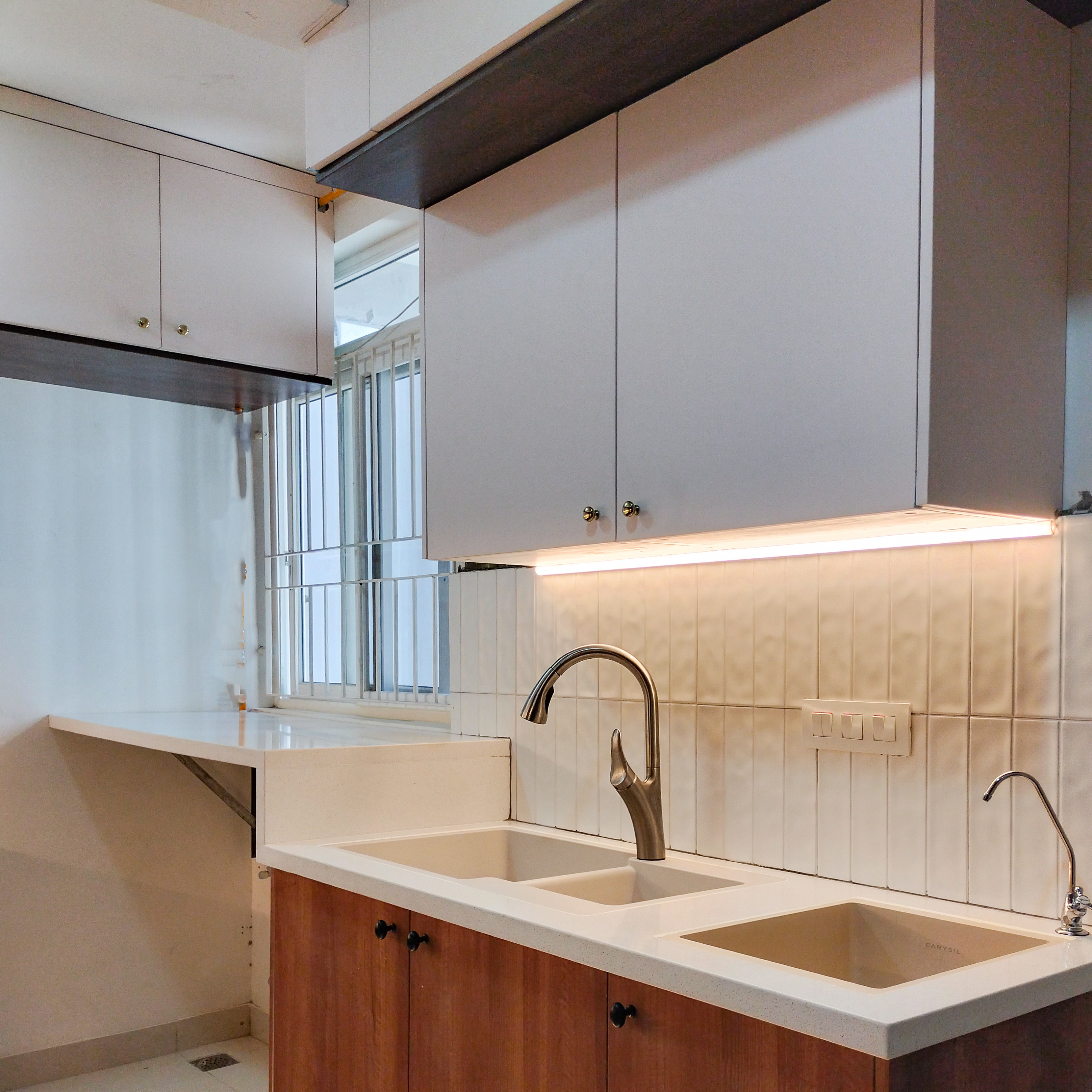 Quartz Kitchen Sink Design With Integrated Double Bowl Functionality ...