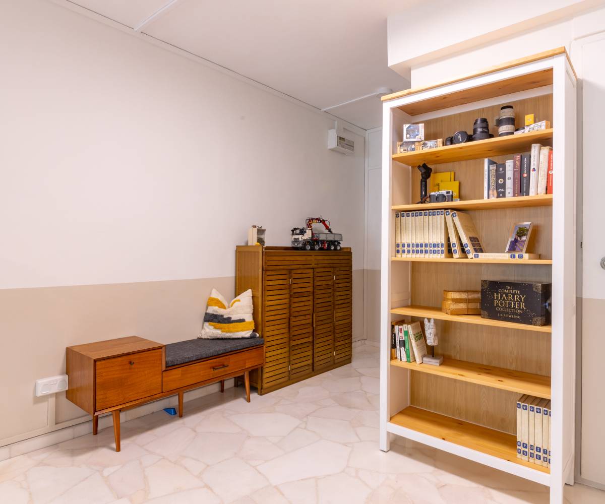 Foyer Design With Closed And Open Storage Units | Livspace
