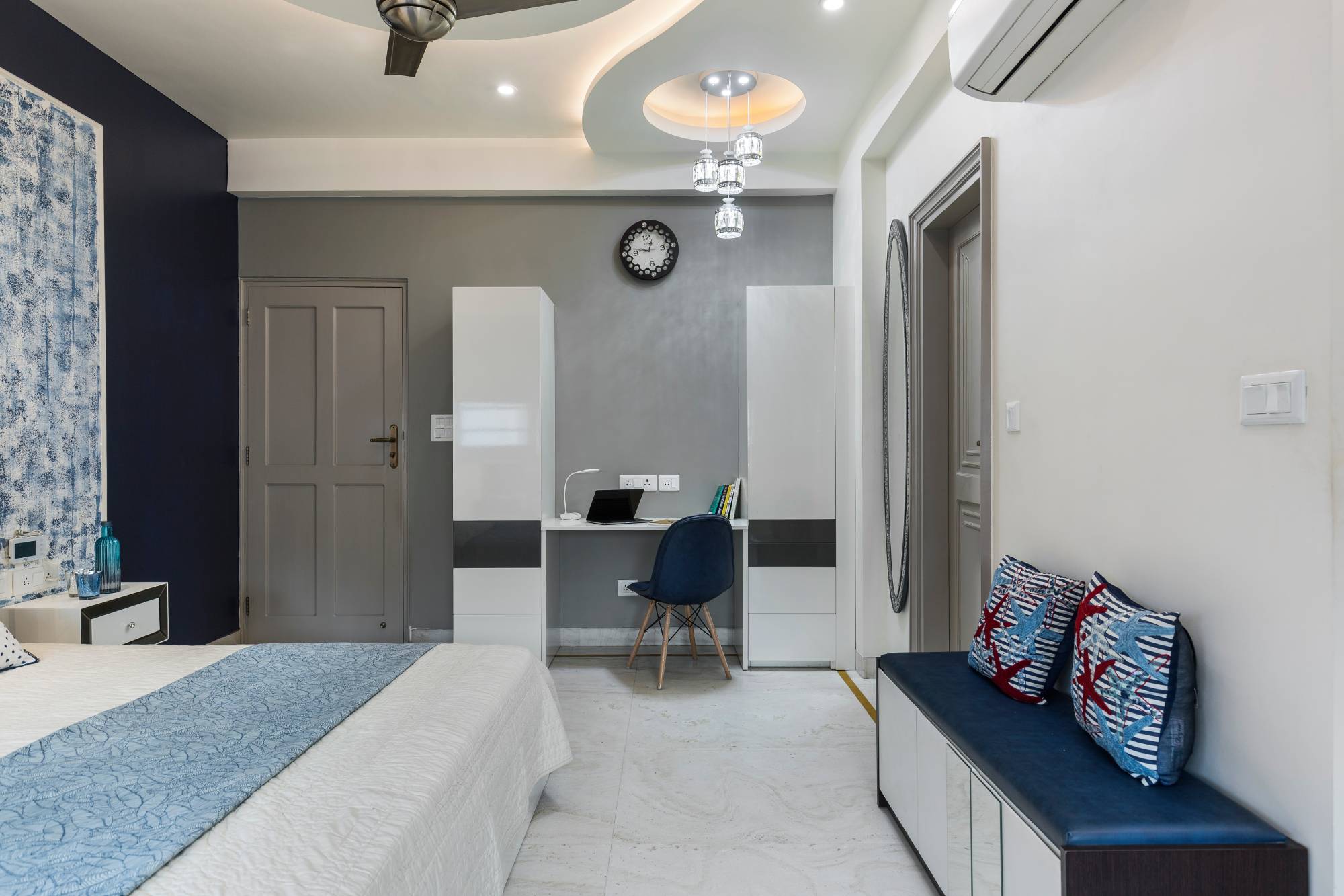 Minimalistic POP Peripheral False Ceiling Design | Livspace