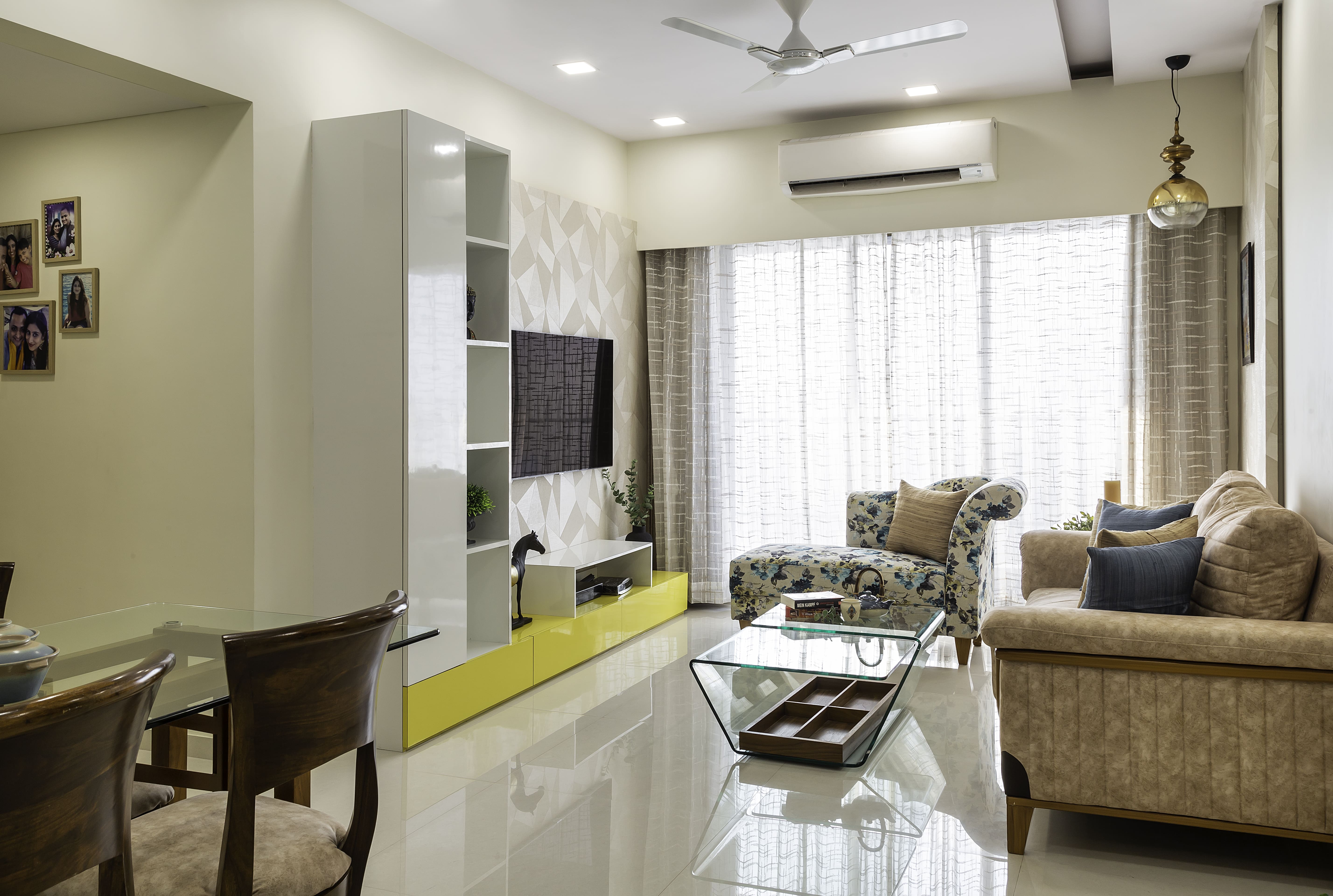 Cosy 2-BHK Home Design For Flat In Mumbai | Livspace