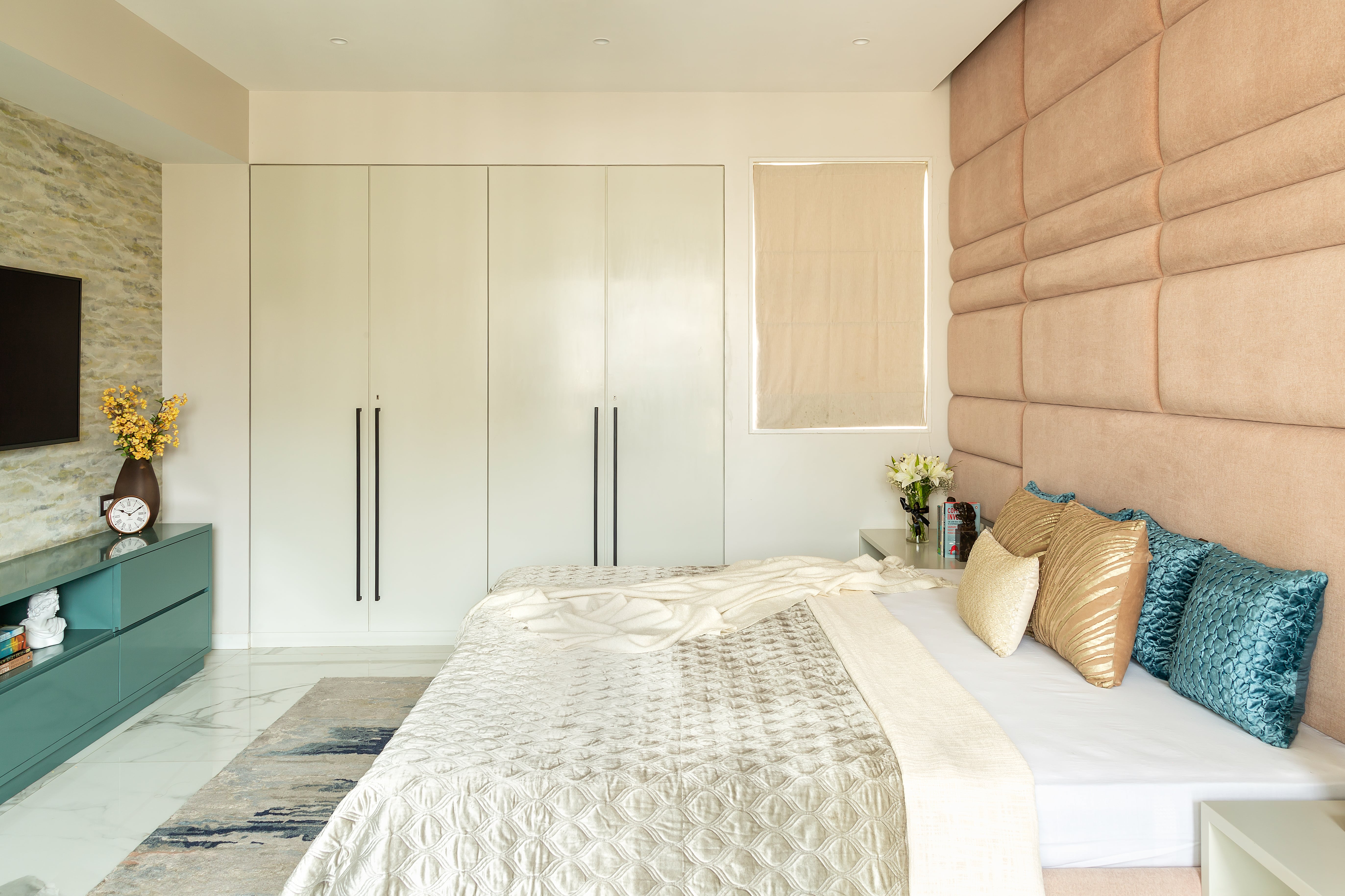 Home Design For 3-BHK Mumbai Flat | Livspace