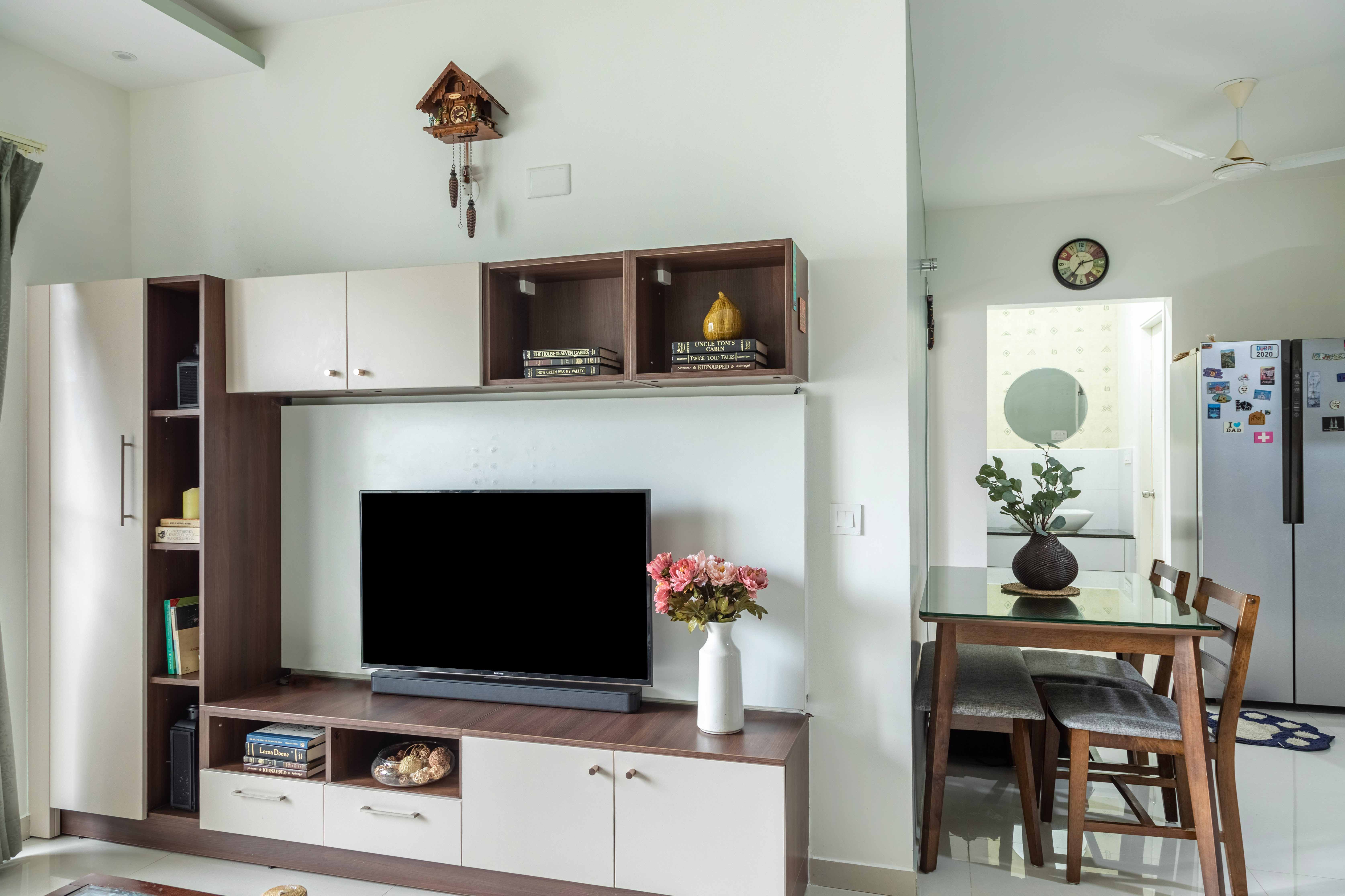 2-BHK Flat In Bangalore With Minimalistic Foyer Design | Livspace