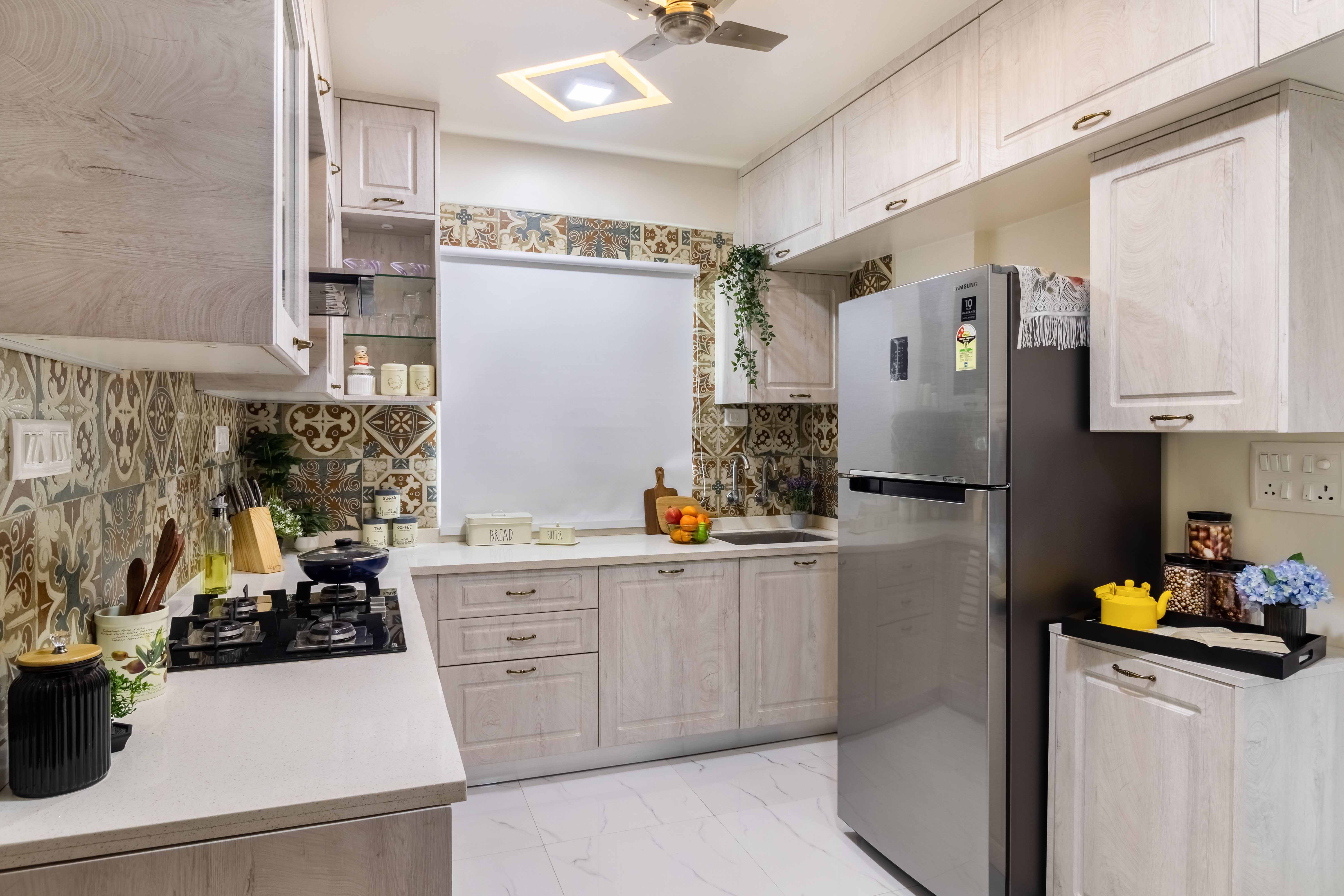 Modern L-Shape Kitchen Design with Oak Endgrain Delight Cabinets - 6x9 ...