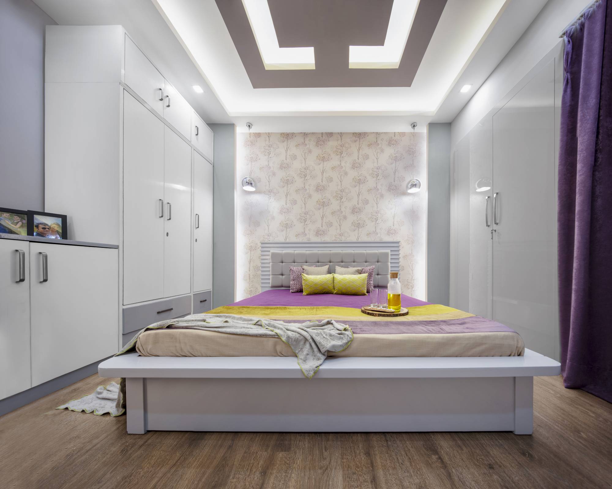 Spacious Guest Room Design With Geometric False Ceiling | Livspace