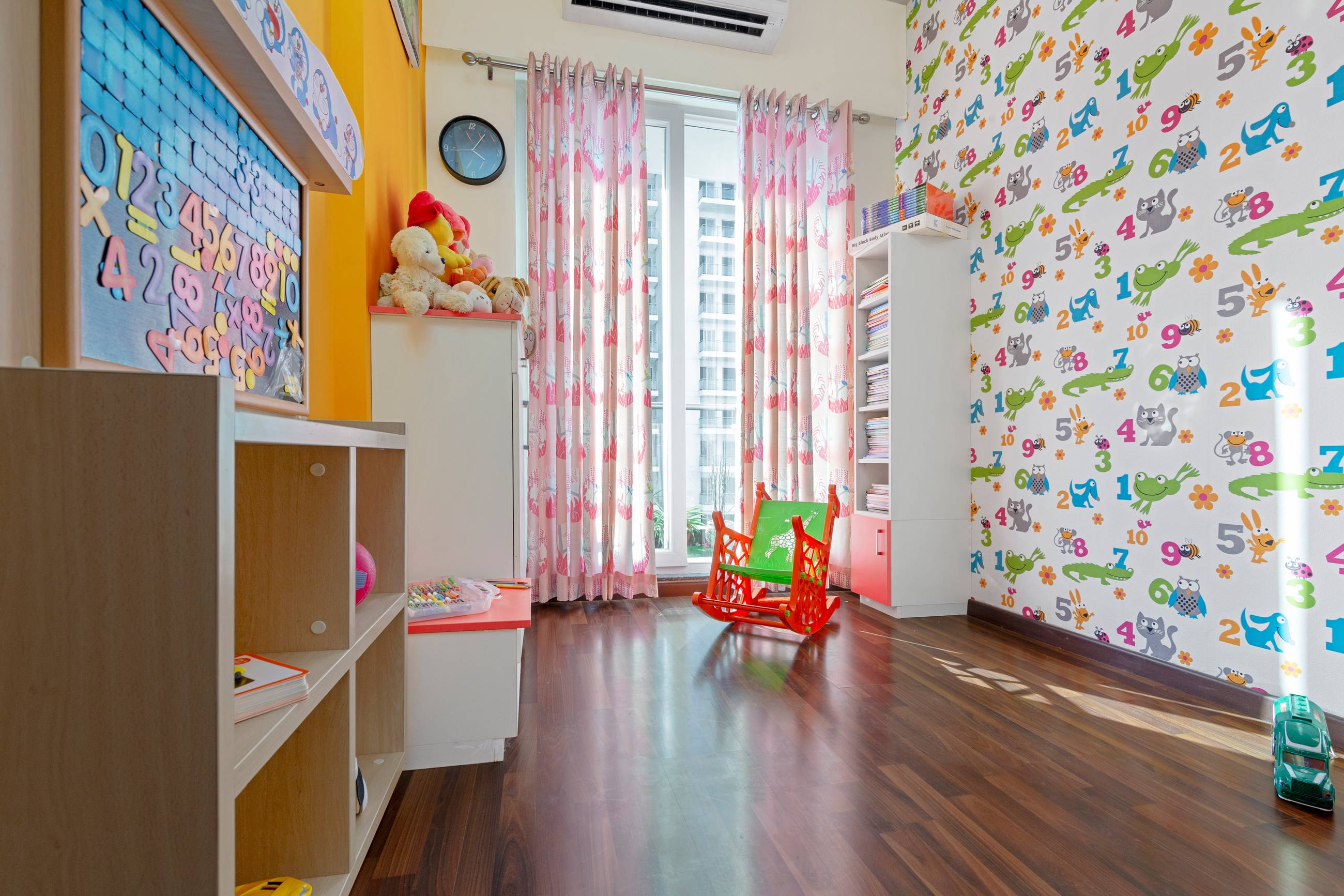 Kids Bedroom Design With A Colourful Wallpaper | Livspace