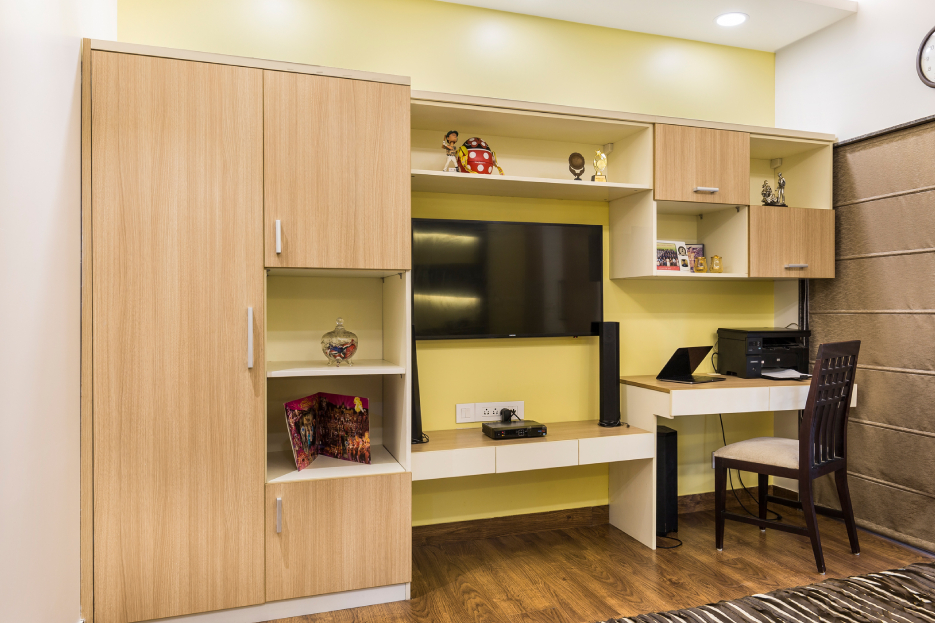 Modern Yellow Wall Paint Design For Home Offices | Livspace