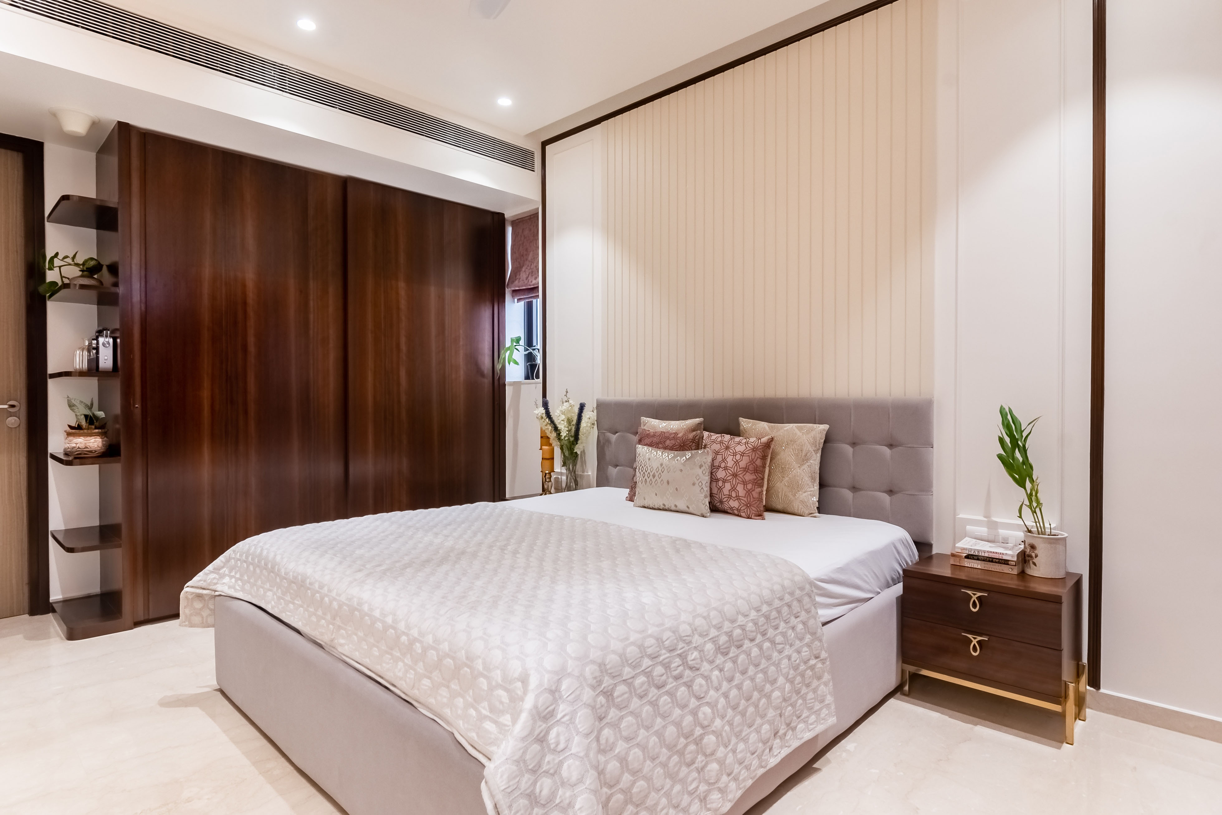 Master Bedroom Design With Beige Fluted Wall Panels | Livspace
